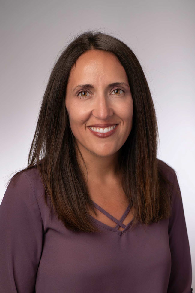 Alumni Awards | Des Moines University