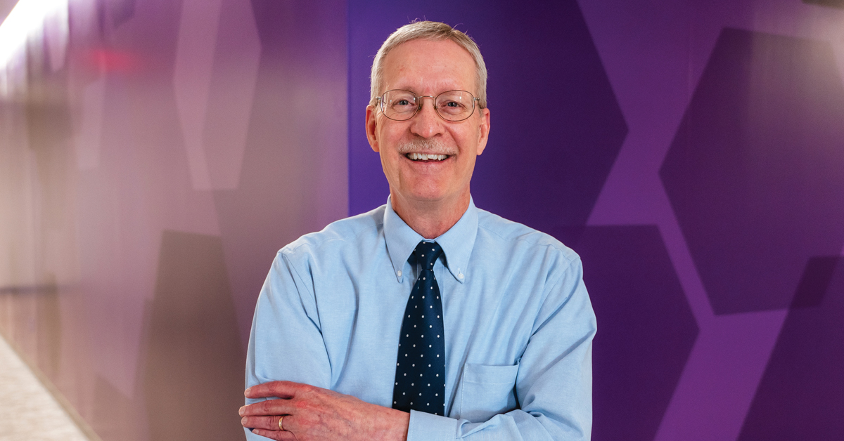 Spellbinding Science with the Amazing Timothy Steele | News | Des ...